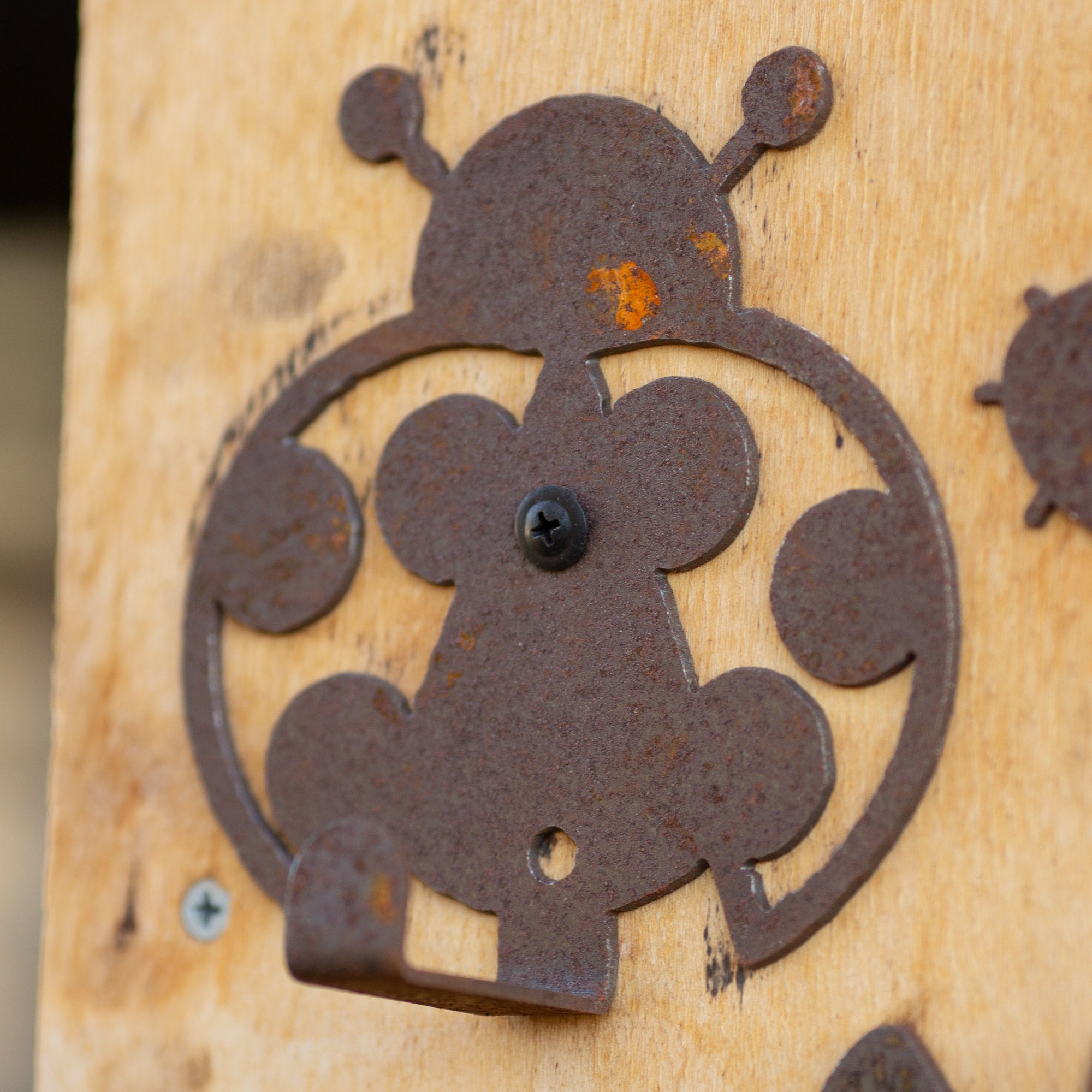 Rusty Metal Garden Hooks Tasmanian Made | Gravelly Beach Metalworks